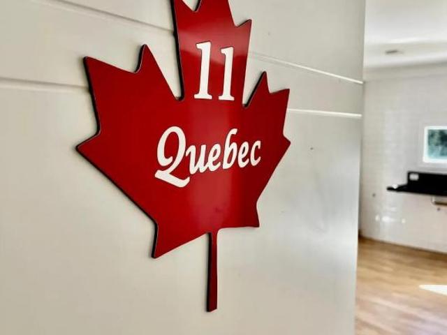 Unidade Canada Village, unidade Quebec Apartamento com Sol, Vista para a Mata e Todo o Conforto do