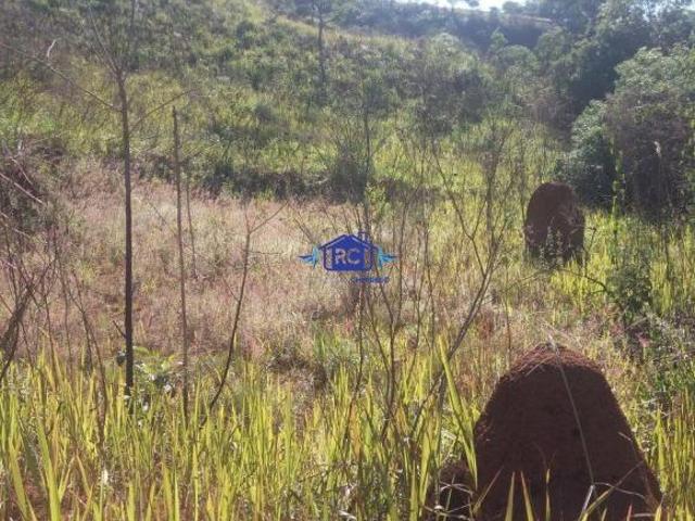 Unidade disponível no Residêncial Monteville dentro de Conselheiro Lafaiete com luz e água disponíve