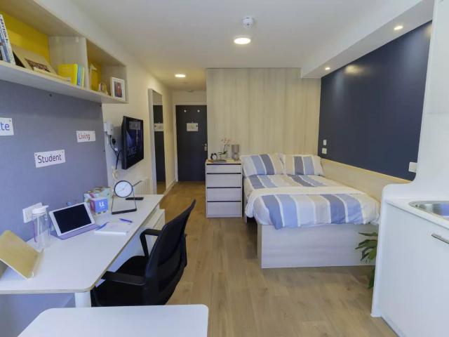 Unilife Riverside House, Guildford Student Accommodation | Amber