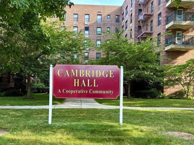 Union Tpke Unit H, Oakland Gardens, Property For Sale