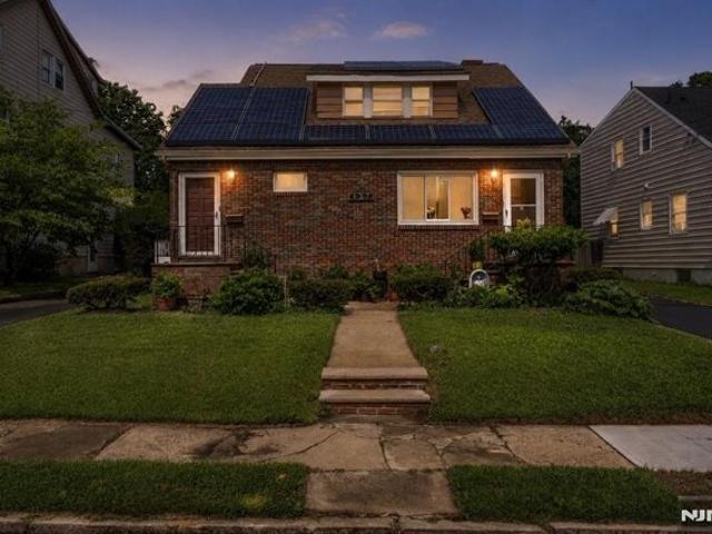 Union Ave, Maplewood, Home For Sale