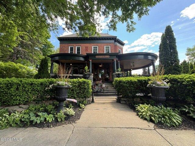Union Ave, Saratoga Springs, Home For Sale