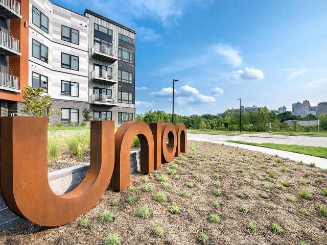 Union Berkley Studio Apartment for Rent at 1000 Berkley Pkwy, Kansas City, MO 64120 Columbus Park Industrial