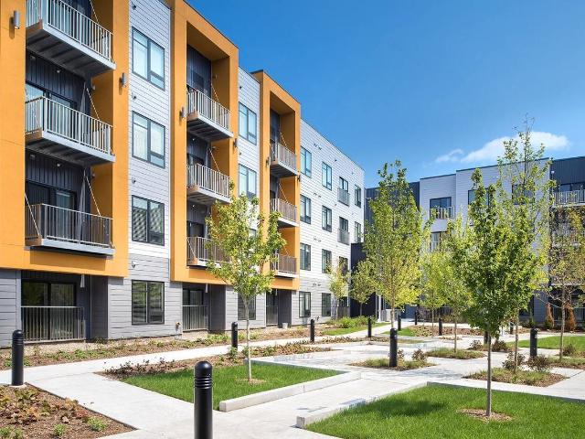 Union Berkley Studio Apartment for Rent at 1000 Berkley Pkwy, Kansas City, MO 64120 Columbus Park Industrial