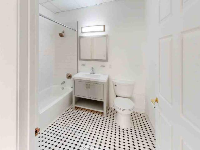 Union Building 1 Bedroom Apartment for Rent at 11 Clinton St, Newark, NJ 07102 Newark Central Business District