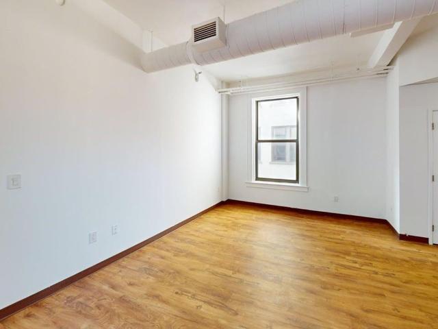 Union Building 1 Bedroom Apartment for Rent at 11 Clinton St, Newark, NJ 07102 Newark Central Business District