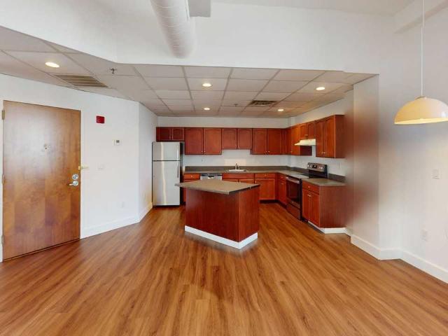 Union Building 1 Bedroom Apartment for Rent at 11 Clinton St, Newark, NJ 07102 Newark Central Business District