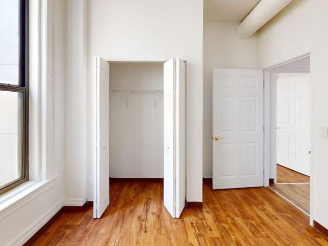 Union Building 2 Bedroom Apartment for Rent at 11 Clinton St, Newark, NJ 07102 Newark Central Business District