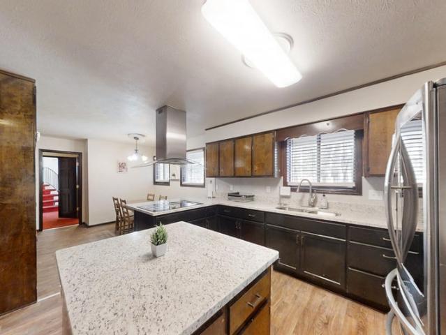 Union City Duplex Multiplex with Living room. New