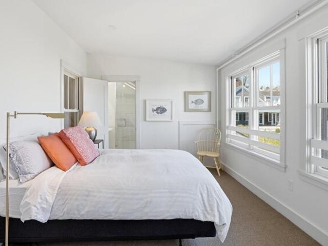 Union Ct Unit C, Vineyard Haven, Condo For Sale
