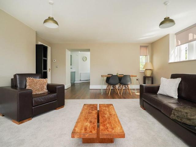 Union Drive, Sheffield S11 2 bed apartment to rent £1,800 pcm £415 pw