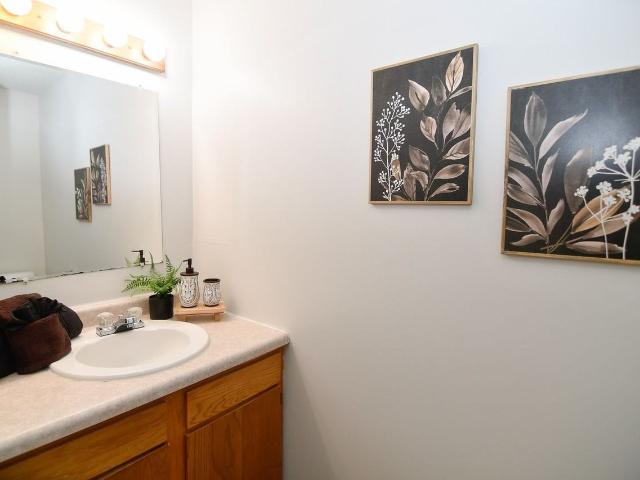 Union Estates 3 Bedroom Apartment for Rent at 502 Cody Dr, Stuart, IA 50250