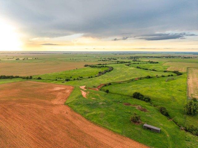 Union Rd, Pond Creek, OK 73766