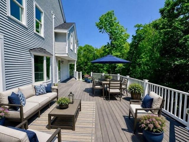 Union St, Hingham, Home For Sale