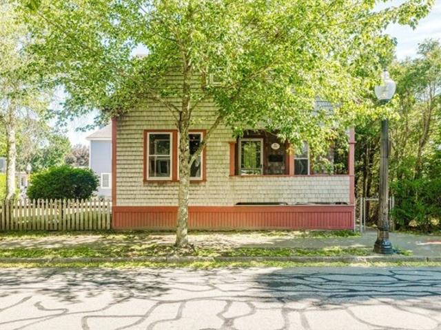 Union St, New Bedford, Home For Sale