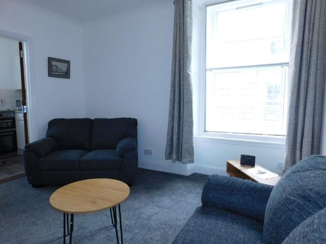 Union Street, City Centre, Aberdeen AB10, 1 bed flat to rent, £525 pcm | PrimeLocation