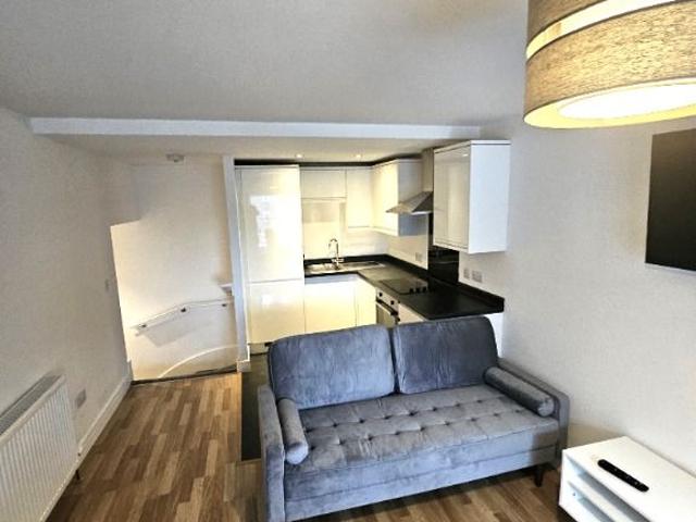 Union Street, City Centre, Aberdeen AB10, 2 bed flat to rent, £850 pcm | PrimeLocation