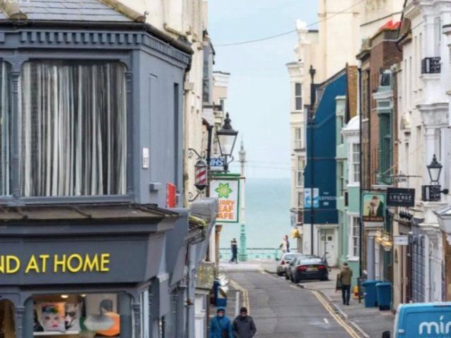Union Street, Brighton, East Sussex BN1, 2 bed flat to rent, £2,100 pcm | PrimeLocation
