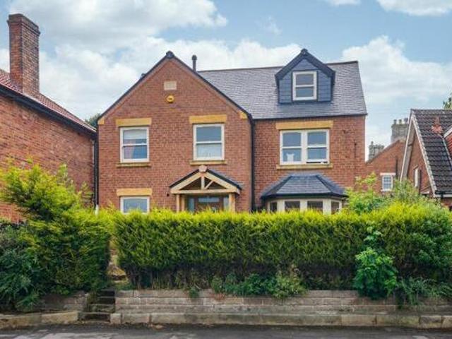 Union Street, Harthill, 5 Bedroom Detached
