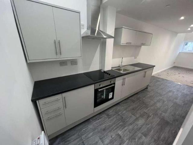 Union Street, Oldham, OL2