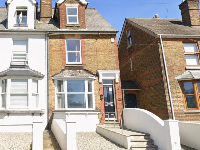 Union Street, Maidstone ME14, Studio to rent, £750 pcm | PrimeLocation