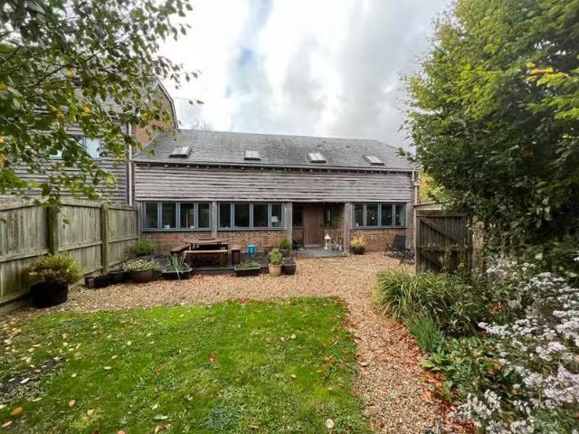Just in! 3 BA 4 bedroom house for rent in Knook, BA12