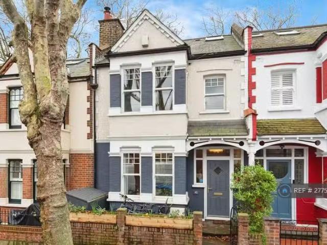 For Rent! 3 BA 4 bedroom terraced house for rent in Ridgdale S.