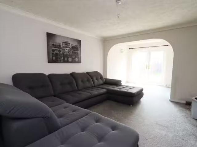 Unique 3 bedroom Mid Terrace House to rent, Fourstones, Newcas.
