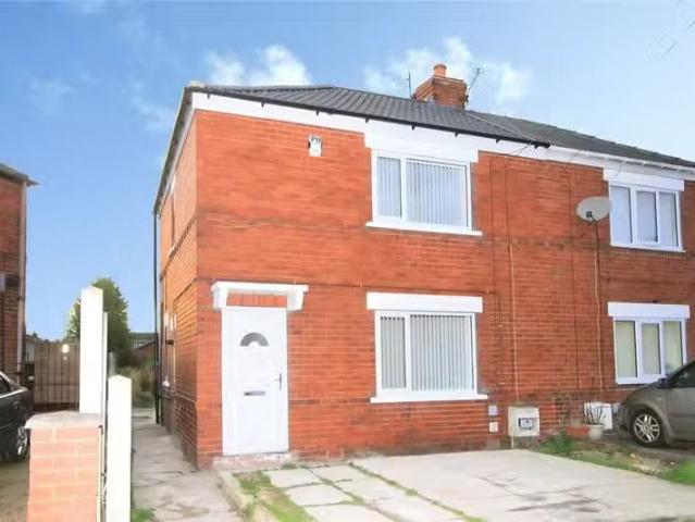 Unique 3 bedroom Semi Detached House to rent, Mayfield Avenue.