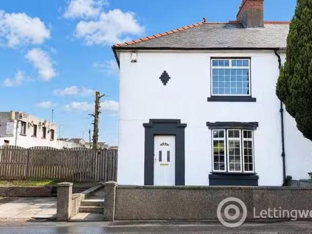 Unique 3 BR Property to rent in Manse Road, Whitburn
