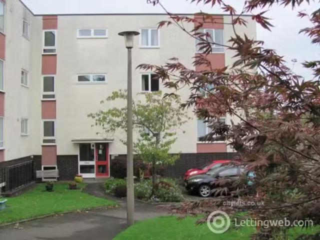 Rental! 3 BR Property to rent in Balcarres Court, Morningside.