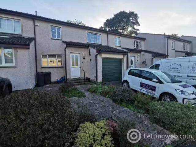 Nice 3 BR Property to rent in Braehead Avenue, Barnton, Edinbu.