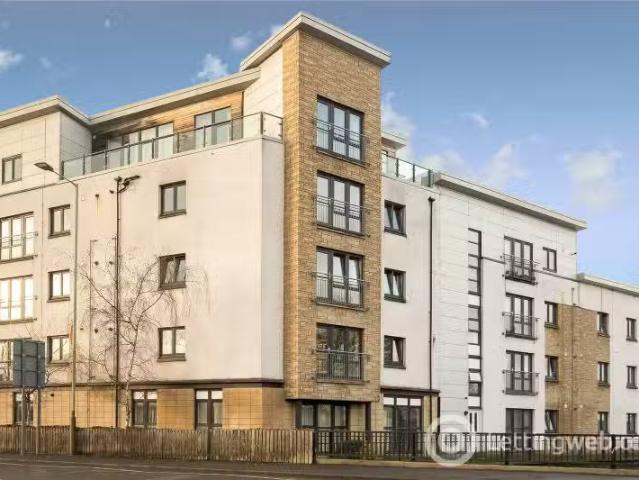 Cheap 3 BR Property to rent in Vasart Court, Perth, Perth and.