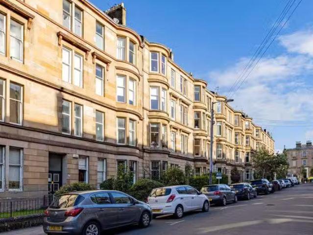 New 1 BA 4 bedroom flat for rent in Montague Street, Woodlands.