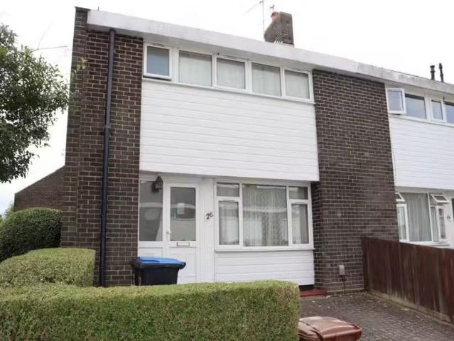 Nice 1 BA 4 bedroom house for rent in Lark Rise, Hatfield, Her.