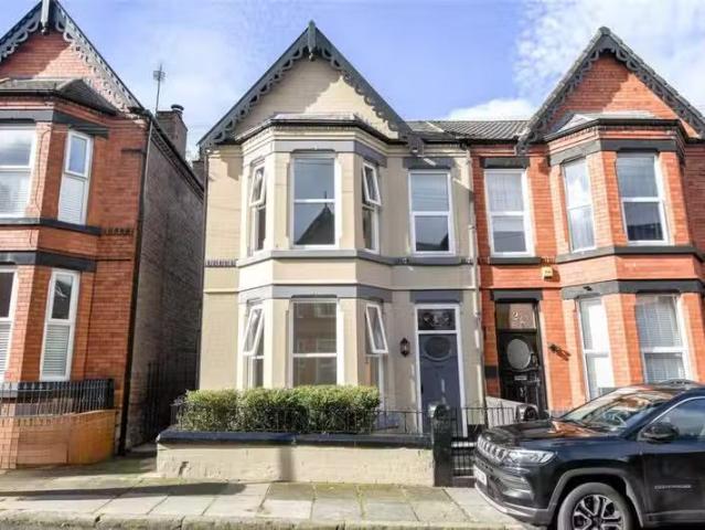 For Rent! 1 BA 4 bedroom semi detached house for rent in Franc.
