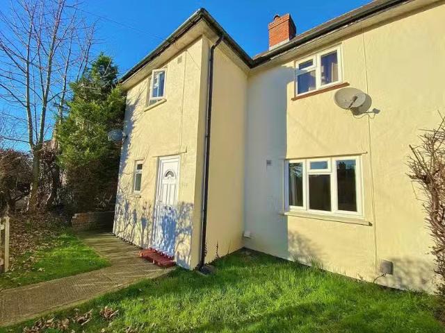 Nice 1 BA 4 bedroom semi detached house for rent in Southway.