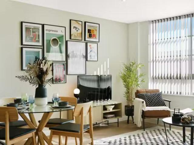 Rental! 1 BA 1 bedroom apartment for rent in Mitton House, B5