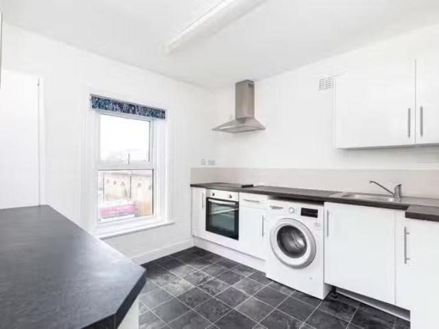 Unique 1 BA 1 bedroom apartment for rent in Bournemouth Road.