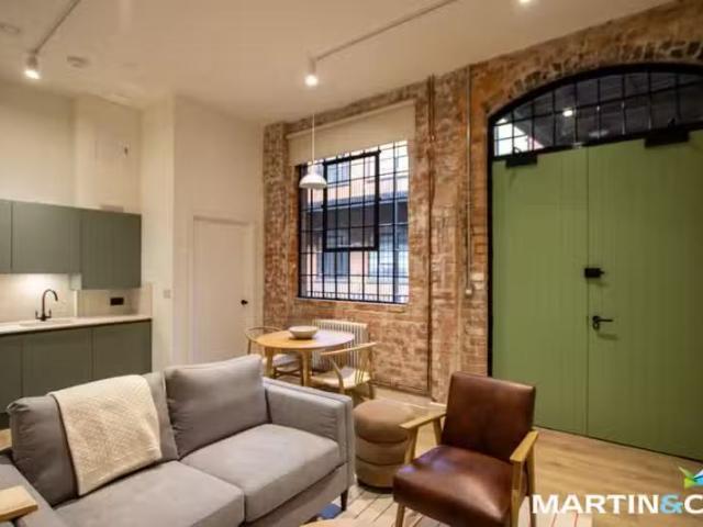Just in! 1 BA 1 bedroom apartment for rent in Great Hampton St.