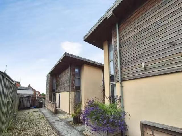 Unique 1 BA 1 bedroom apartment for rent in Huish Place, Yeovi.