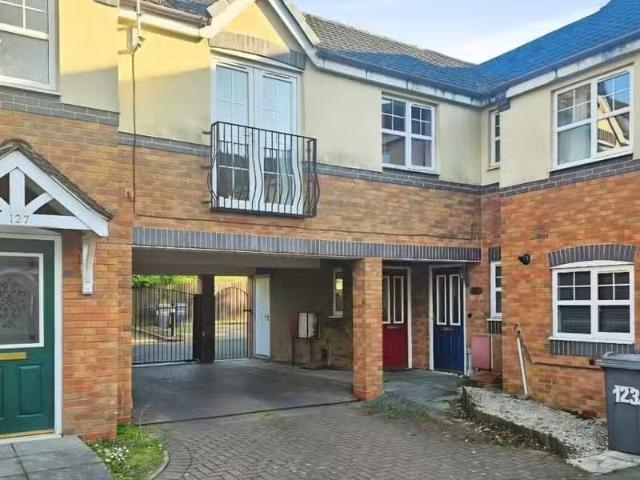 Nice 1 BA 1 bedroom apartment for rent in Long Nuke Road, Nort.