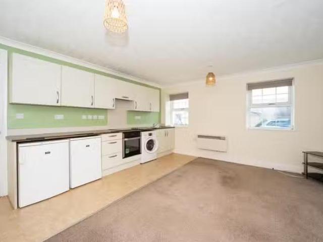 Rental! 1 BA 1 bedroom apartment for rent in Lowther Arms Cott.