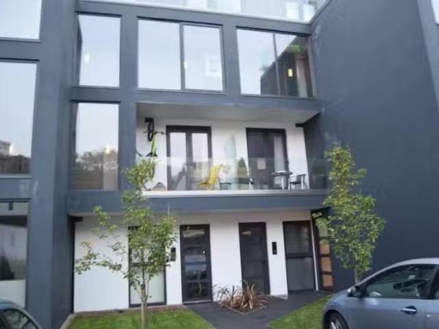 Just in! 1 BA 1 bedroom apartment for rent in The Metropolitan.