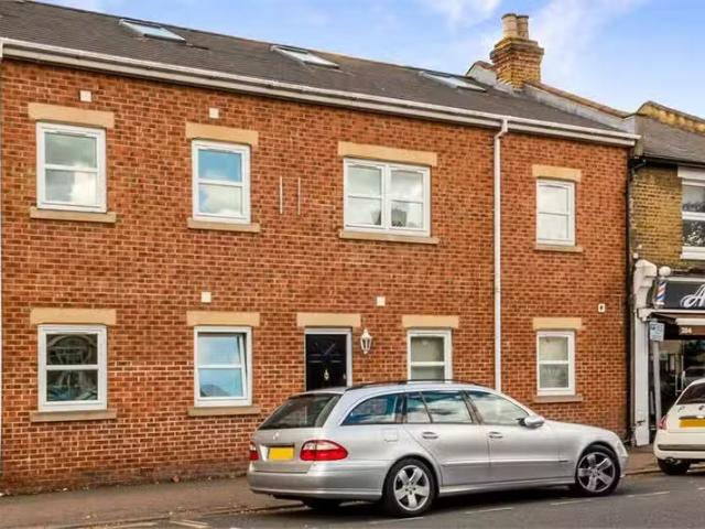 Nice 1 BA 1 bedroom apartment for rent in Walton Road, WEST MO.
