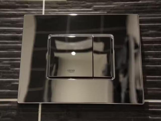 Unique 1 BA 1 bedroom apartment for rent in Woods View Road, B.