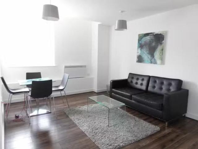 Nice 1 BA 1 bedroom apartment for rent in 7 The Strand, Liverp.