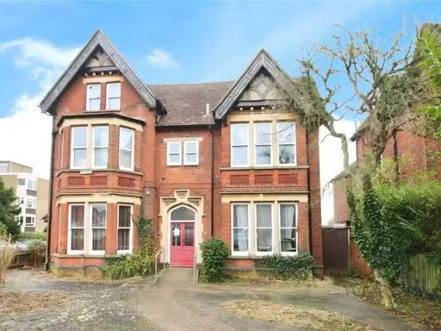 Charming 1 BA 1 bedroom Flat to rent, Kimbolton Road, Bedford.