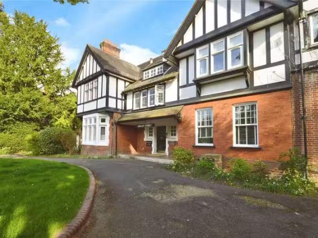 Deal! 1 BA 1 bedroom Flat to rent, Lovelace Road, Surbiton, KT.