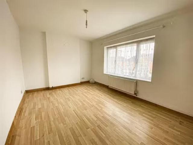 Nice 1 BA 1 bedroom flat for rent in Buckland End, Hodge Hill.